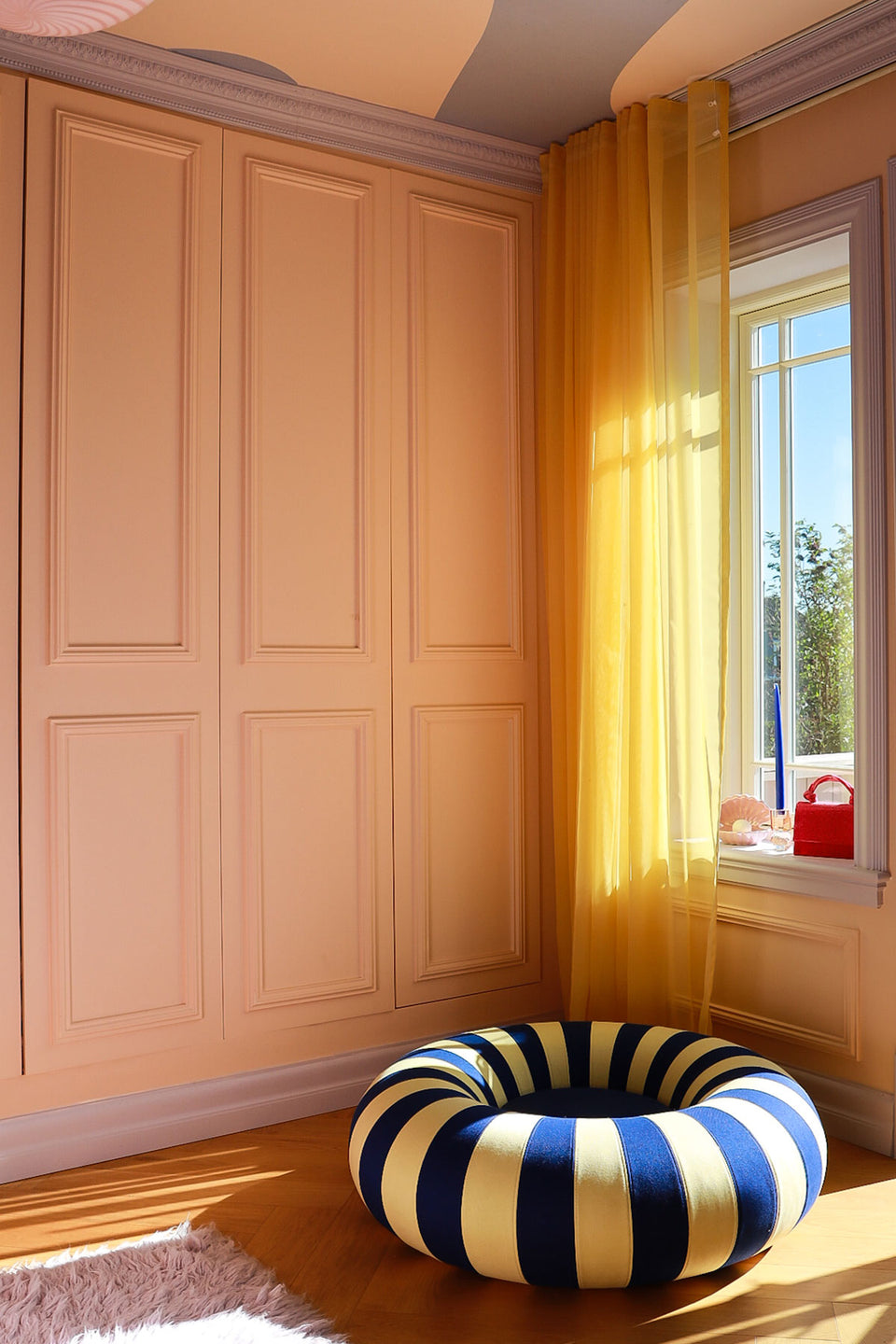 FLOAT, MEDIUM, DARK BLUE/YELLOW – Studio About ApS